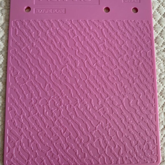 Fiskars | Office | Scrapbooking Fiskars Rug And Carpet Embossing Plate ...
